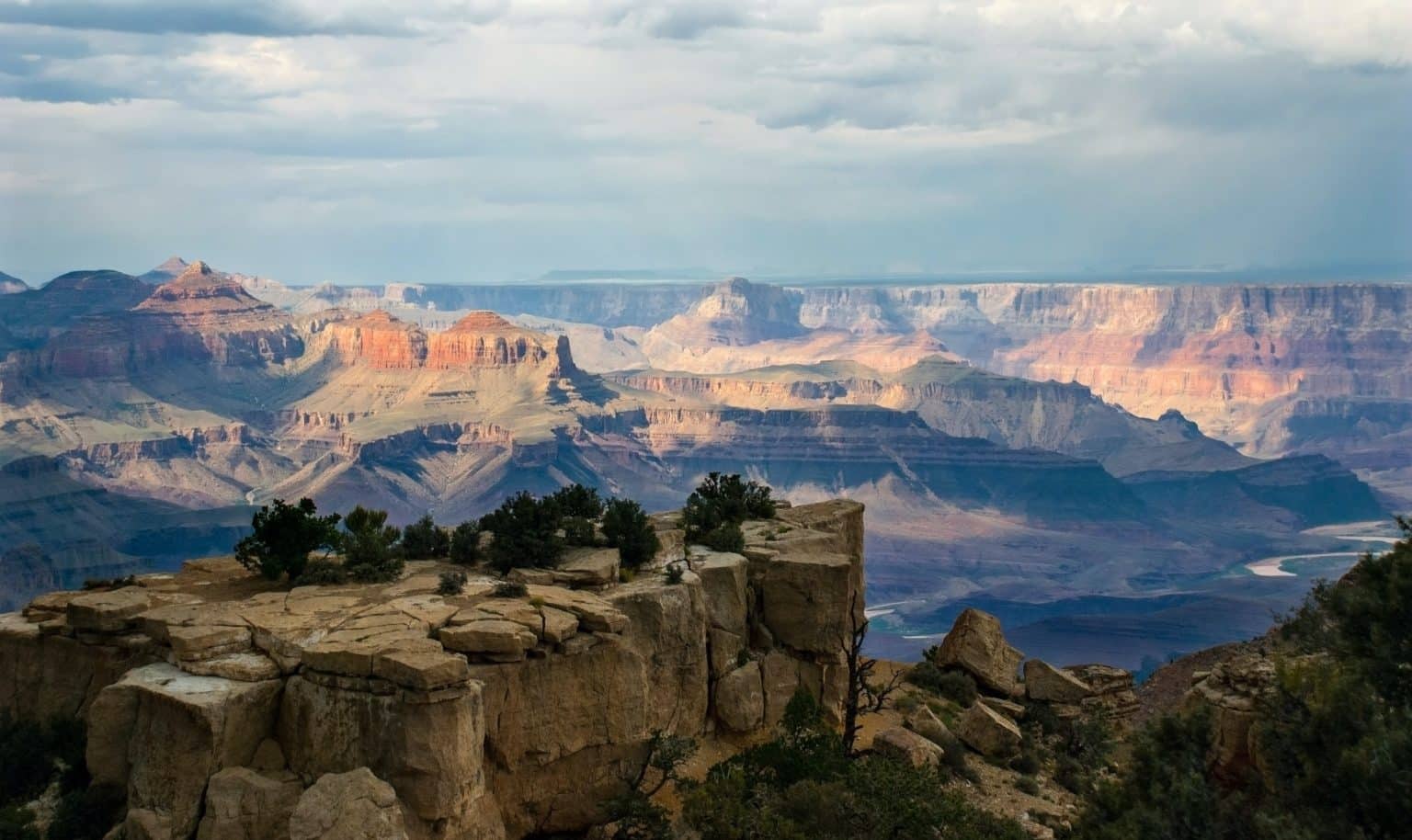 Ultimate Arizona Itinerary: Grand Canyon, Petrified Forest & Saguaro ...